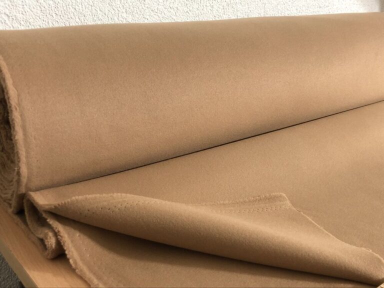 Cashmere. Color: dark beige - Welt der stoffe